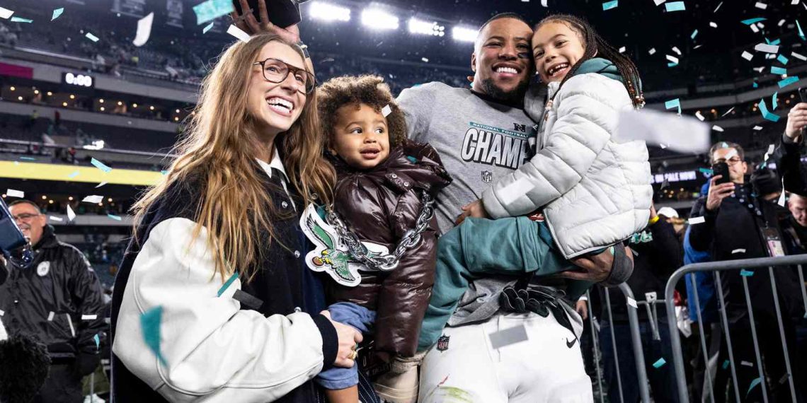 Eagles Player Saquon Barkley and Anna Congdon Engaged in A Private ...
