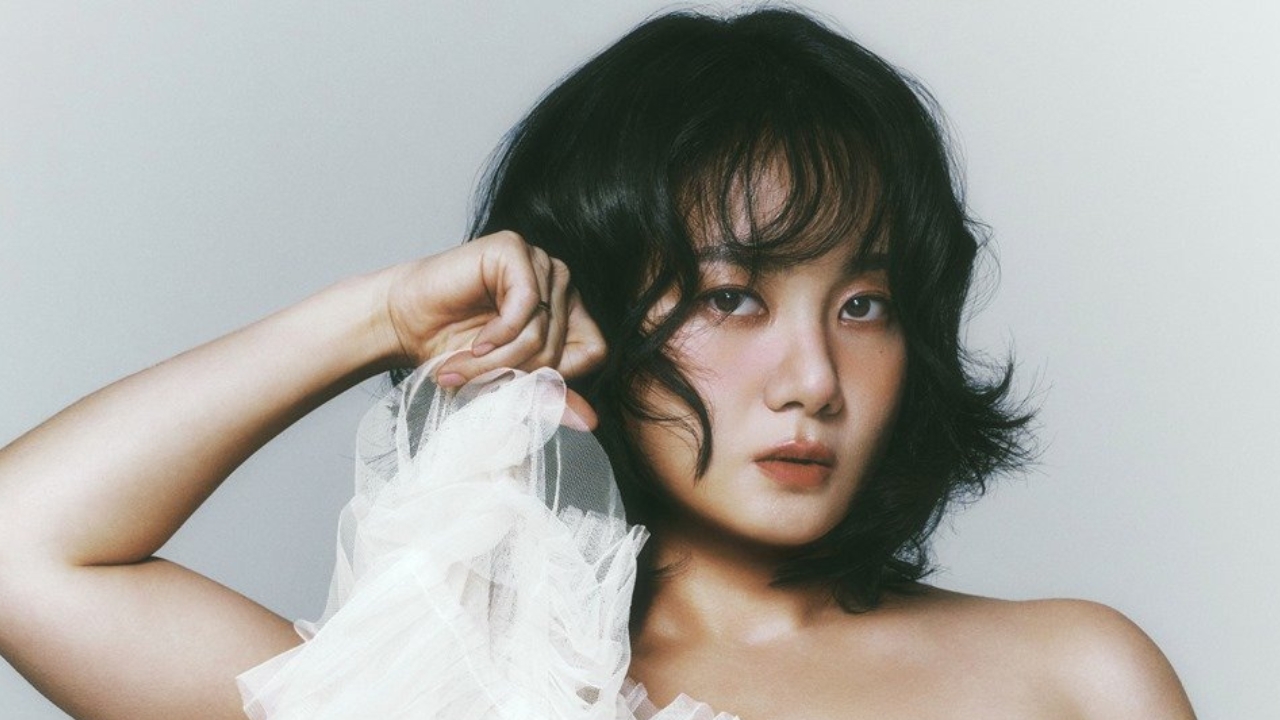 Comedian Park Na Rae Stuns With First New Profile Photos in Four Years ...