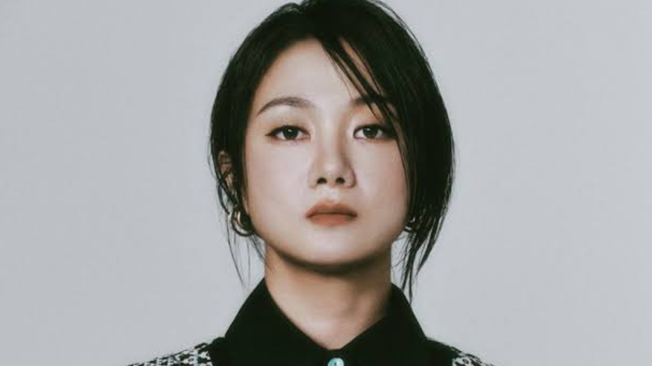 Comedian Park Na Rae Stuns With First New Profile Photos in Four Years ...